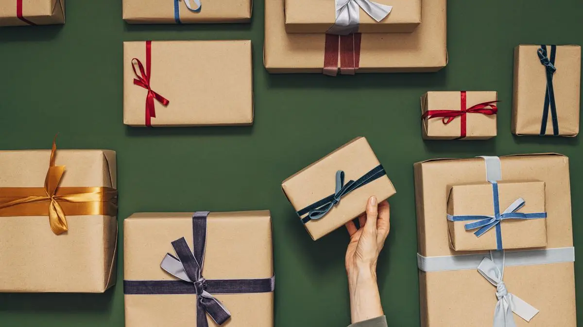 Ahead of festival season, India Inc goes gift shopping, opts for ...