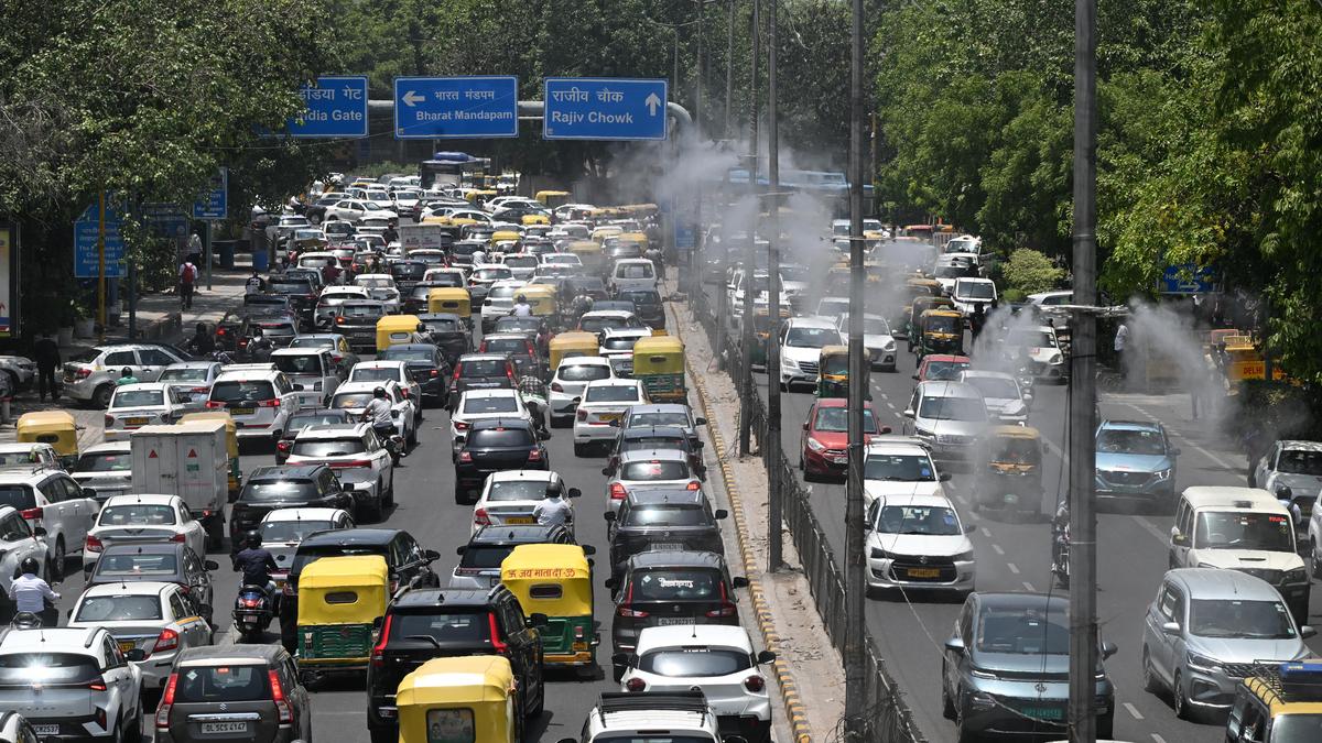 Delhi air quality good; light rain likely - The HinduBusinessLine