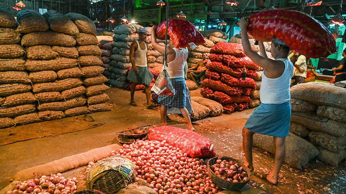India set to lift ban on onion exports but may cap shipments at 3 lakh tonnes - The ...