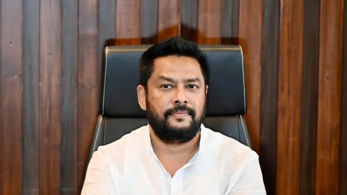 Karnataka Minister B Nagendra resigns following illegal money transfer ...