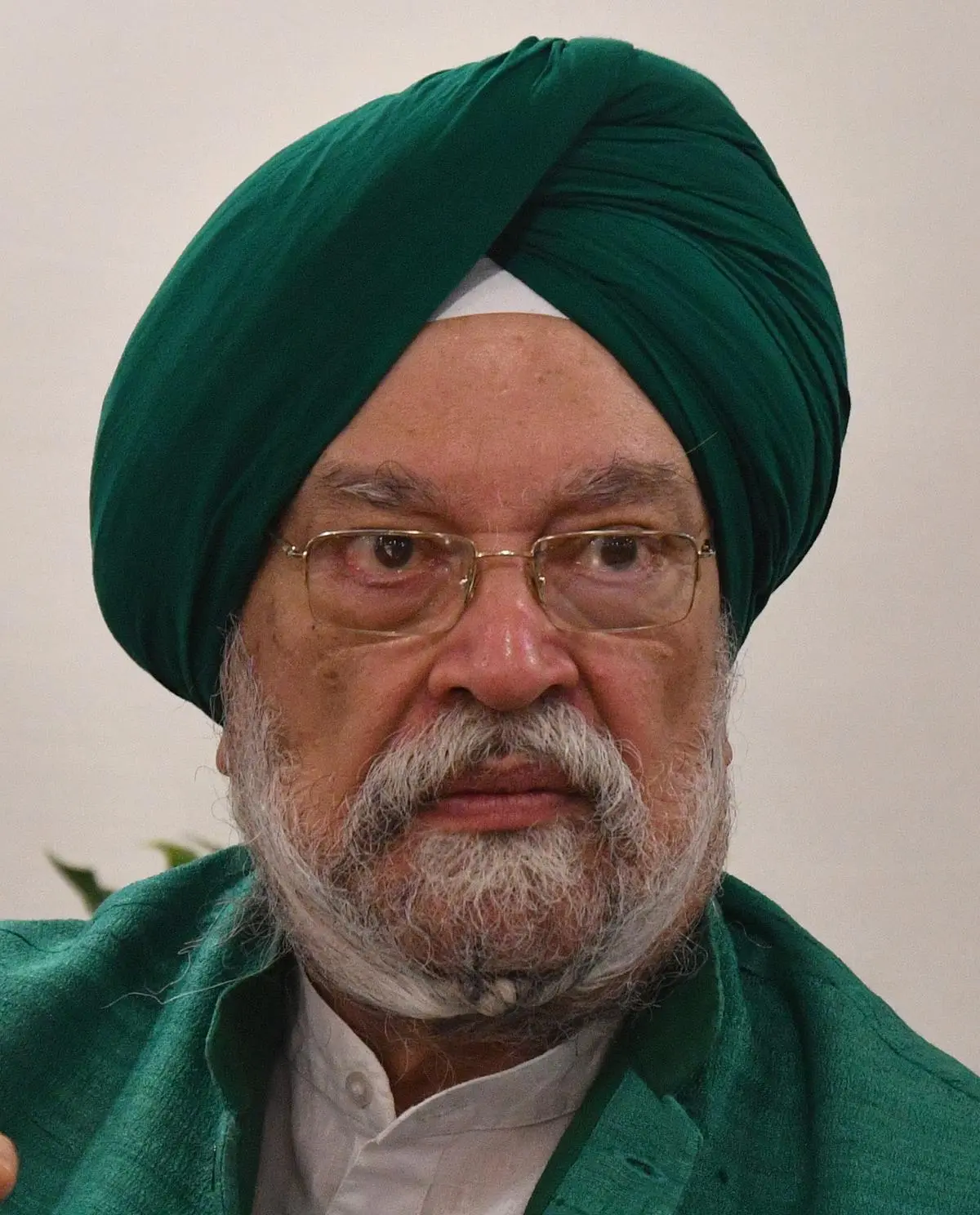 India’s crude oil production expected at 34 mt in FY24: Oil Minister - The Hindu BusinessLine