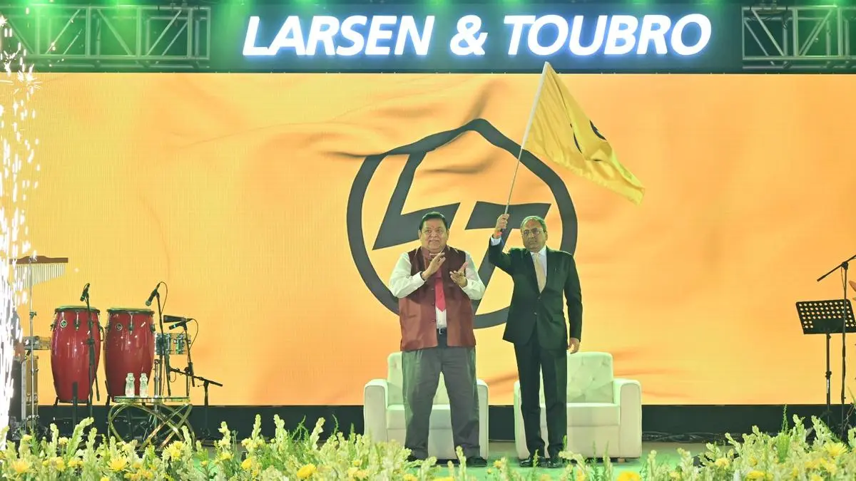 L&T Chairman AM Naik passes the baton to SN Subrahmanyan - The HinduBusinessLine