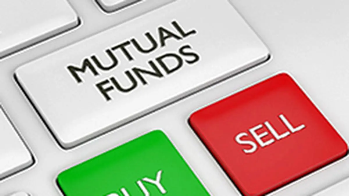 Net SIP inflows jump 17% to ₹7,499 cr in October on bullish market ...