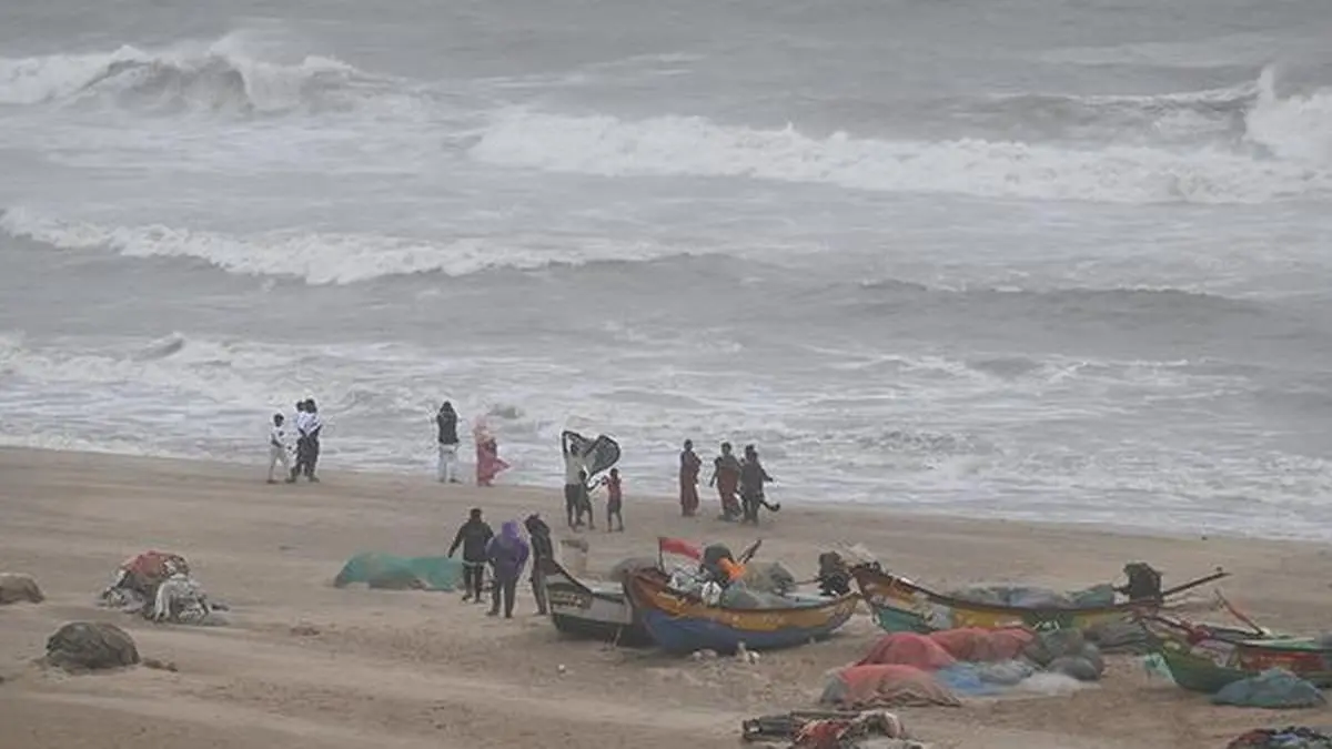 Cyclone Ditwah near coast, triggers rains in Tn, Chennai, Cuddalore ...