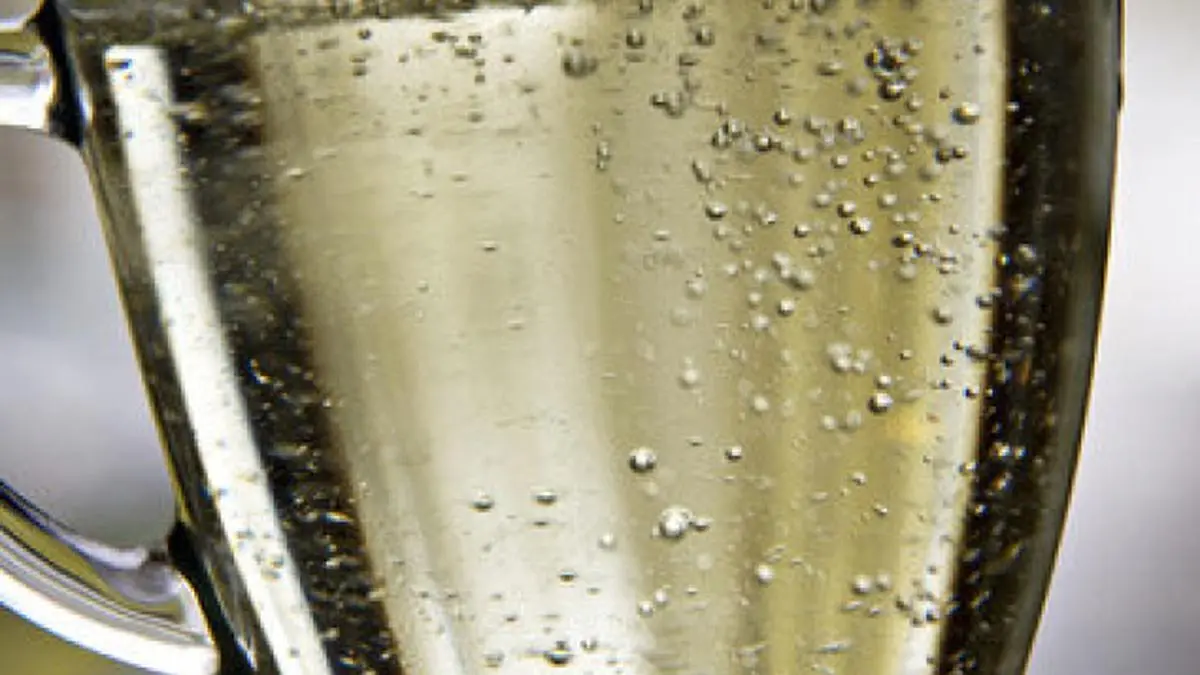 Edible oils drop on global cues - The HinduBusinessLine