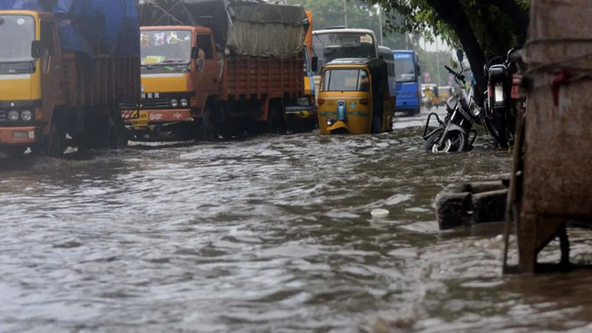 Bay of Bengal cyclone ‘Nilam’ may intensify further - The HinduBusinessLine