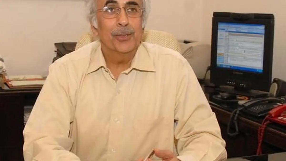 CCI not a ‘stumbling block’ in M&A deals: Chawla - The Hindu BusinessLine