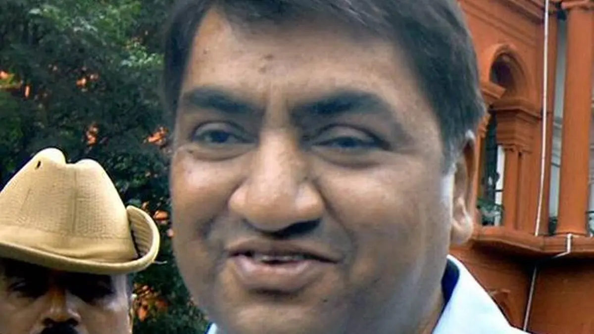Stamp paper scam convict Abdul Karim Telgi dies - The HinduBusinessLine
