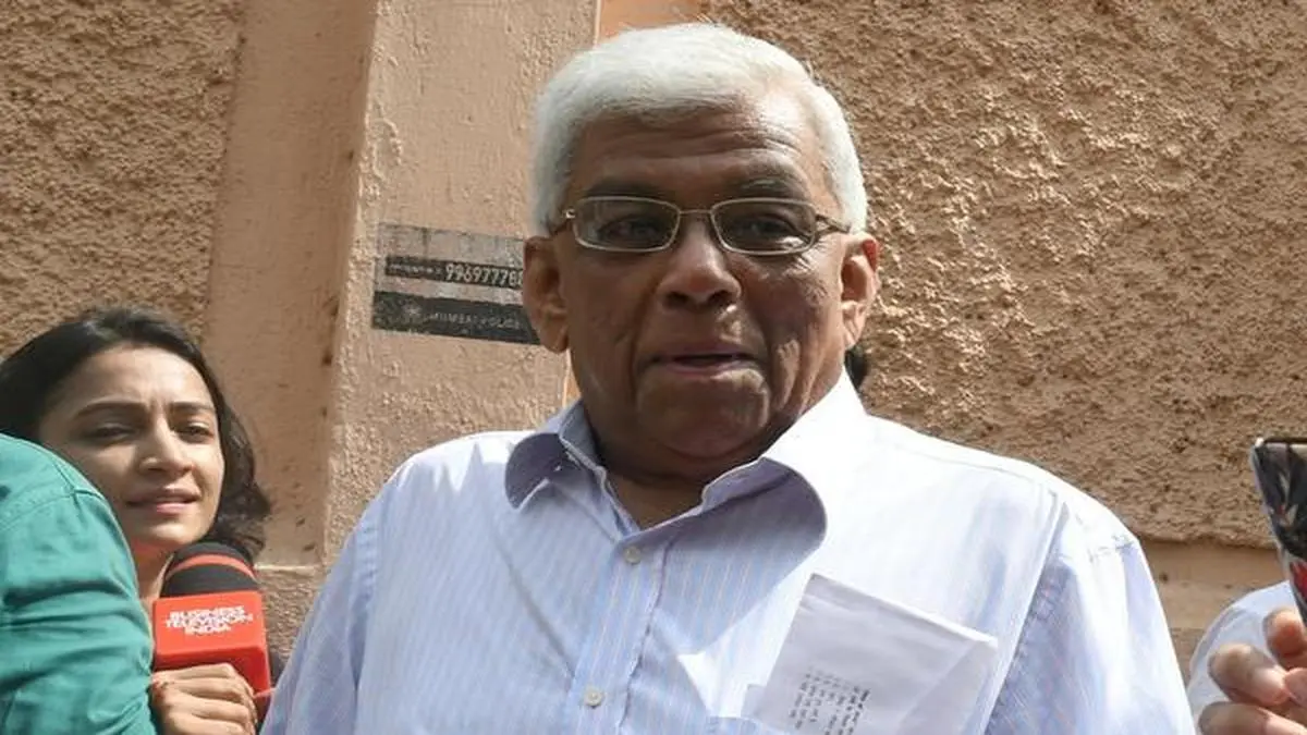 Slowdown is temporary, but banks are risk-averse: HDFC Chairman - The ...