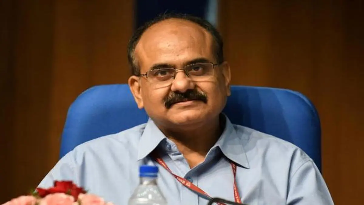 UDAI working on mechanism to offer Aadhaar to NRIs without 180 day ...