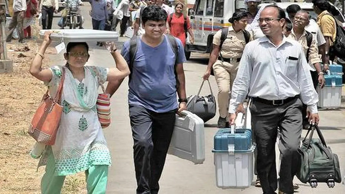 Mumbai goes to polls today; promises galore - The HinduBusinessLine