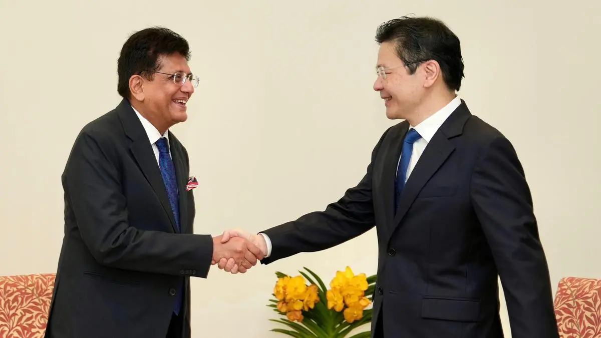 Piyush Goyal holds discussions with Singapore PM to strengthen ...