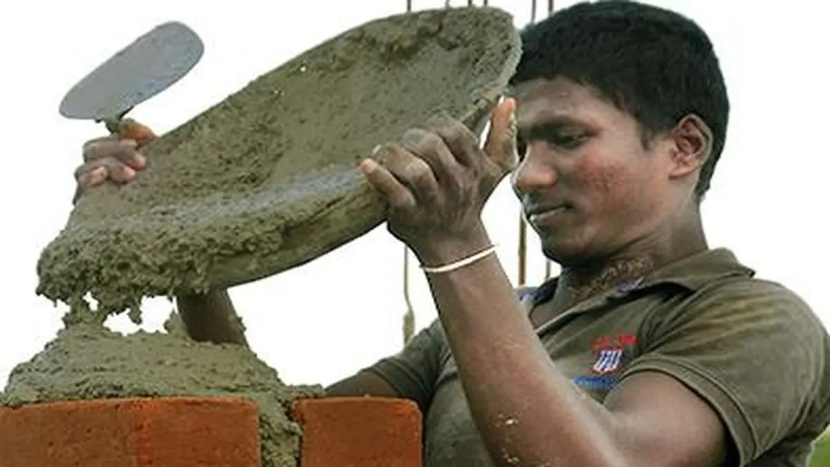 Labour Code draft rules propose 12-hour working day; easier norms for ...
