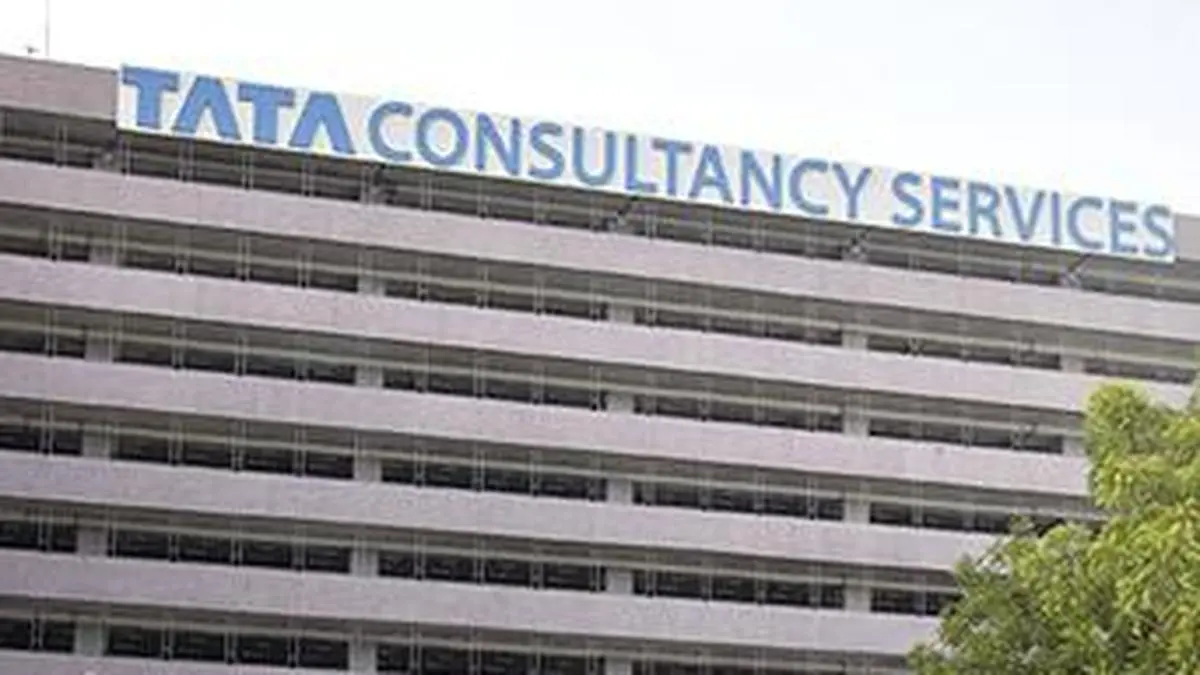 NITES demands TCS to pay full salaries to delayed onboarding candidates ...